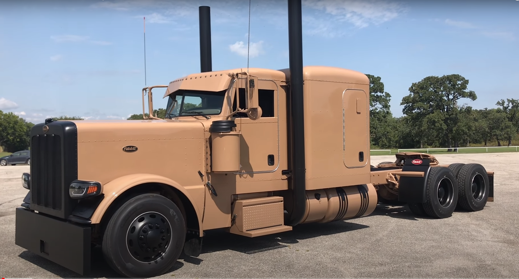 Custom 2021 Peterbilt Flat Top: A Masterpiece on the Road - Driver First