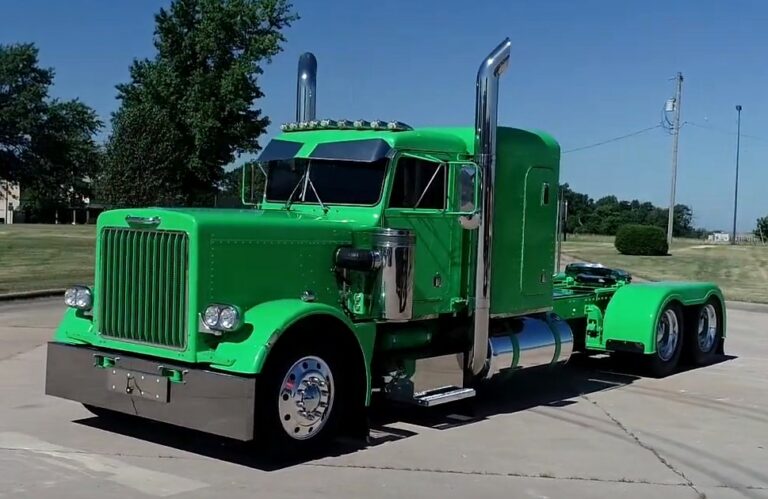 The Custom 1984 Peterbilt 359 - Where Classic Meets Customization ...