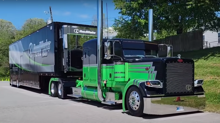 Customized Elegance: The 2020 Peterbilt 389 Semi Truck - Driver First