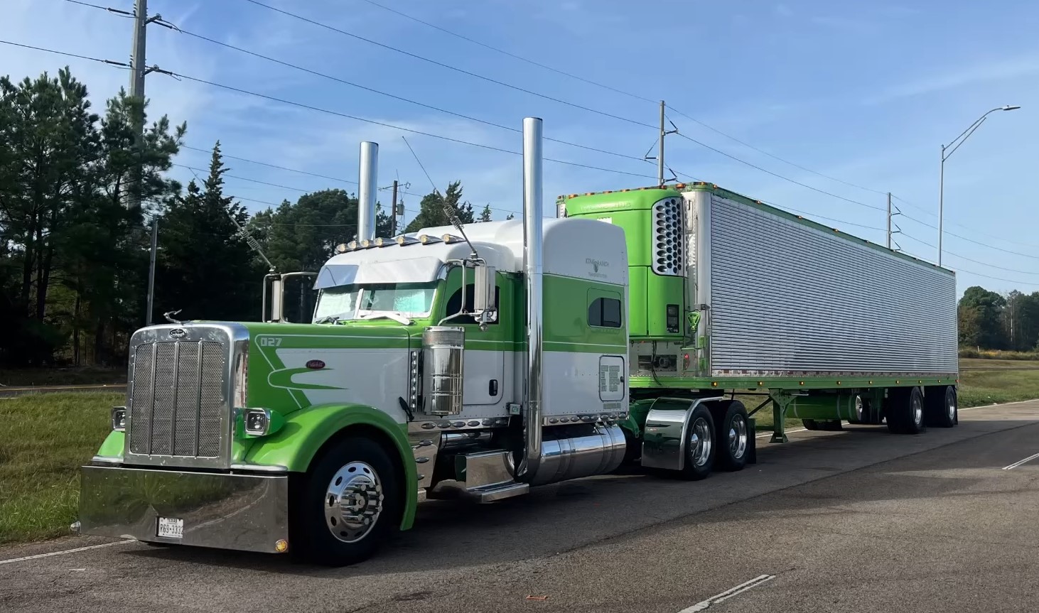 Road Beast: The Ultimate Custom Peterbilt 389 - Driver First