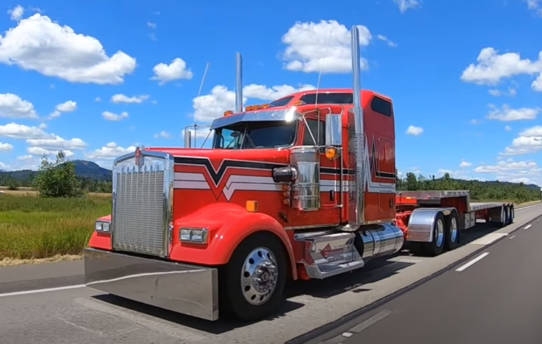 Ultimate Custom Kenworth W900L: A Masterpiece of Power and Style ...