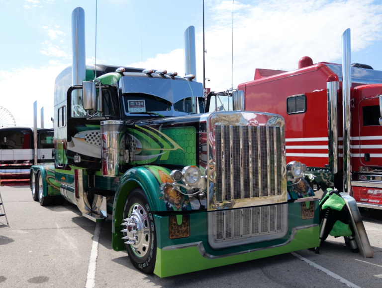 Custom Transforming a Peterbilt 379 into a Reptilian Beast - Driver First