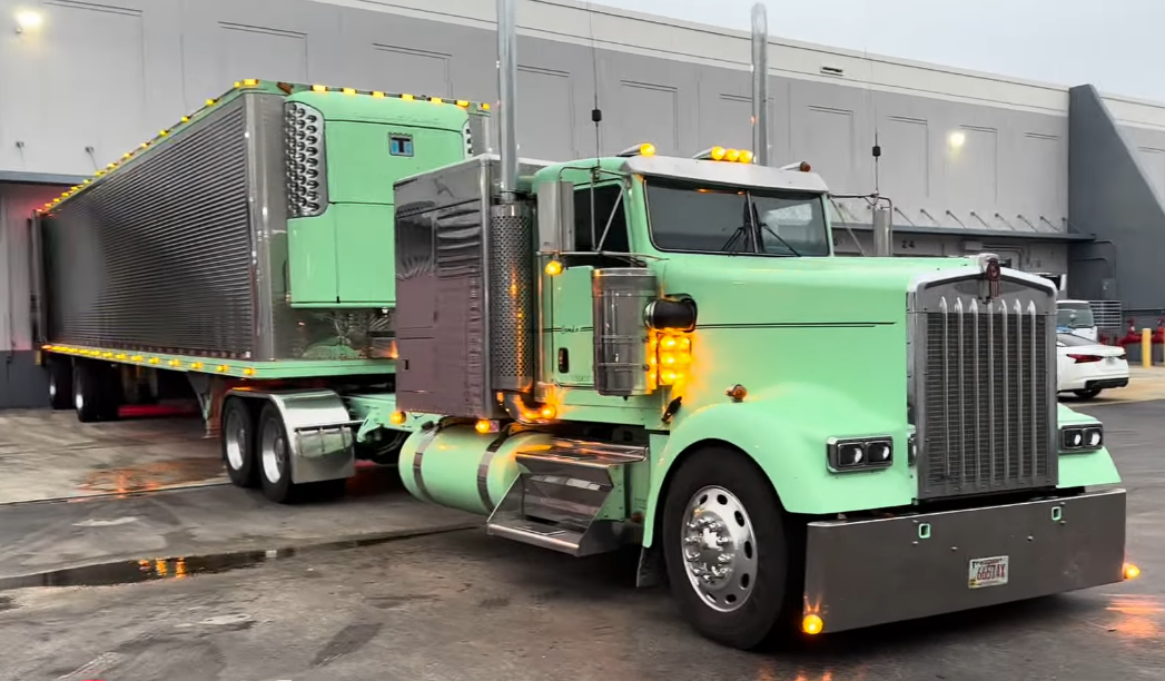 The Hulk of the Highway: Stunning Custom Green Kenworth - Driver First