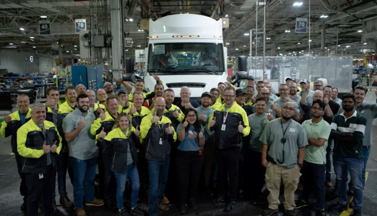 Volvo Begins Manufacturing All-New VNL Class 8 Truck: Enhanced ...